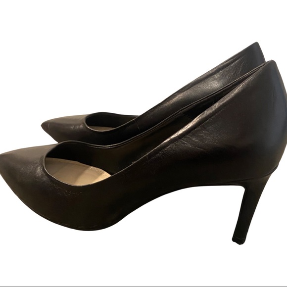 Zara | Shoes | Zara Basic Collection Black Heels | Poshmark